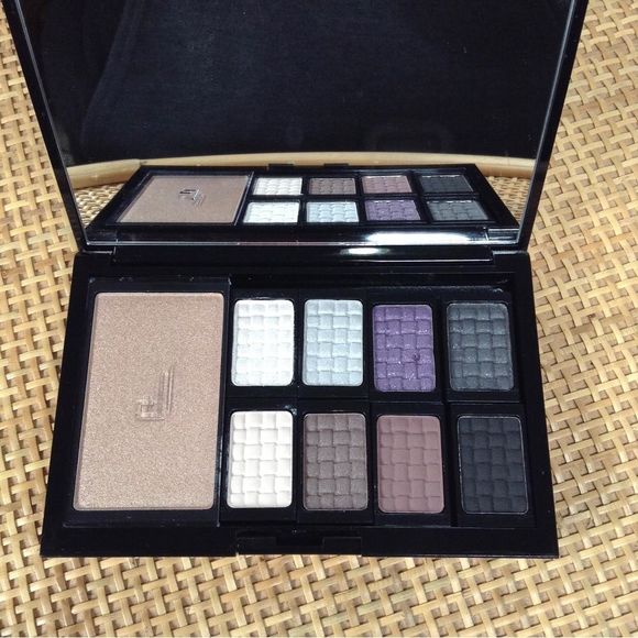 Doucce | Makeup | Newdoucce Freematic Eyeshadow Pro Palette Smokey Eye ...